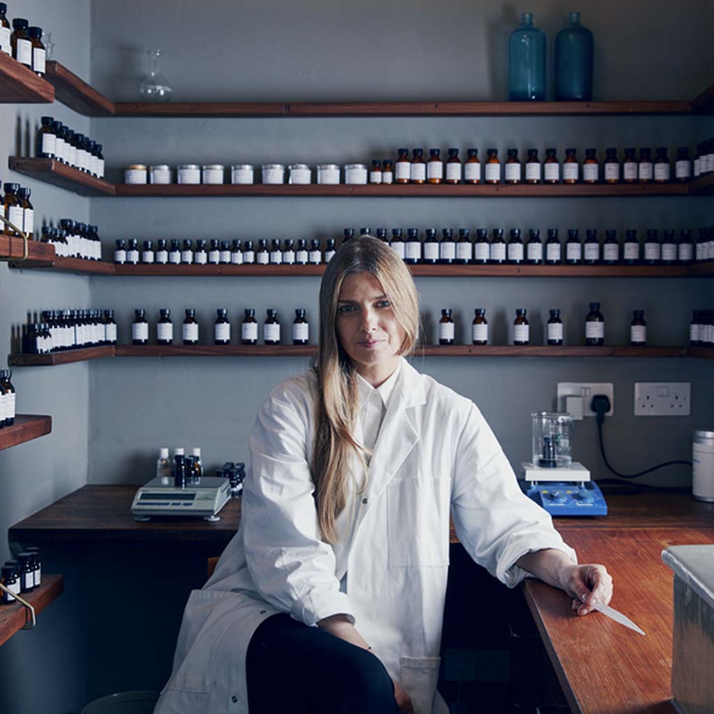 Perfumer H and The Glassblower - michaelruh.com